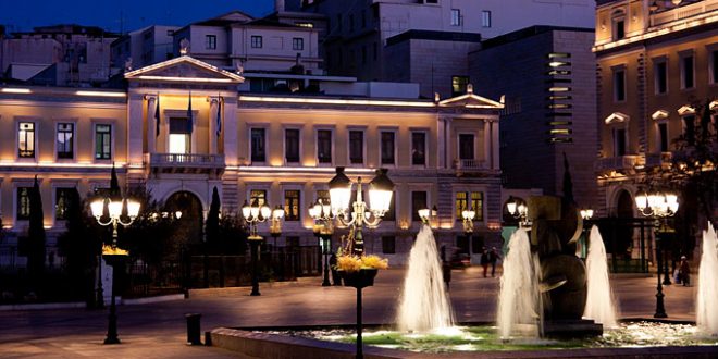 Κλείνει ο νυχτερινός φωτισμός στο Δημαρχείο της Αθήνας - Ecotec